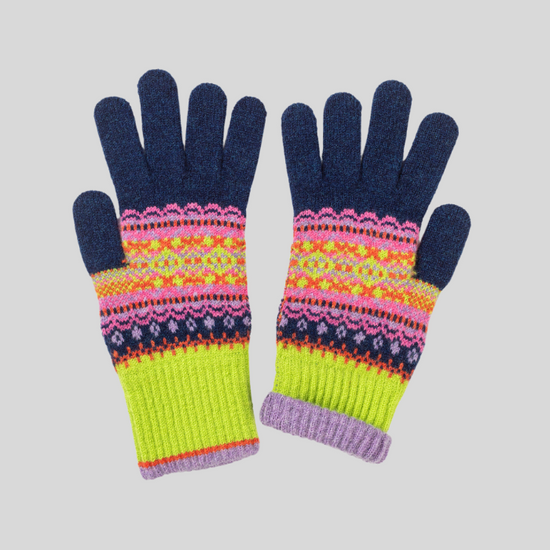 Alloa Glove | ERIBÉ Knitwear | Fairisle Gloves | Made In Scotland