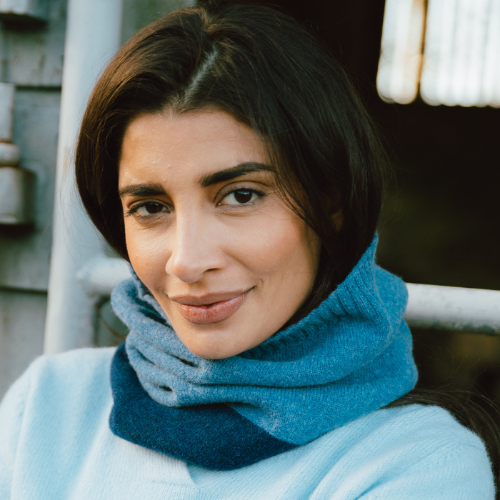 Bowden Colour Block Snood | ERIBÉ Knitwear | Made In Scotland