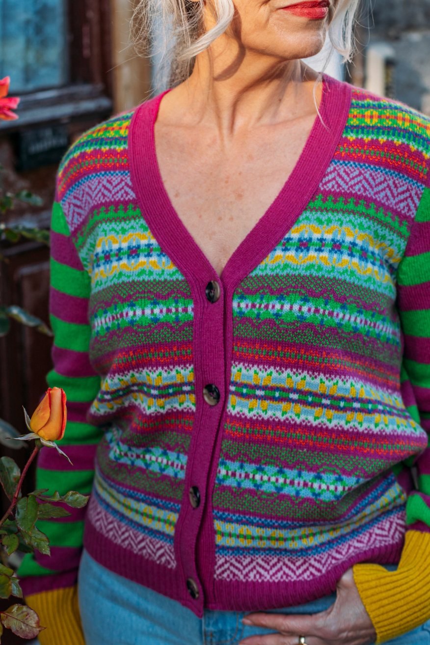 ERIBÉ Women's Fairisle Vee Cardigan 100% Lambswool Regular Fit – ERIBÉ ...