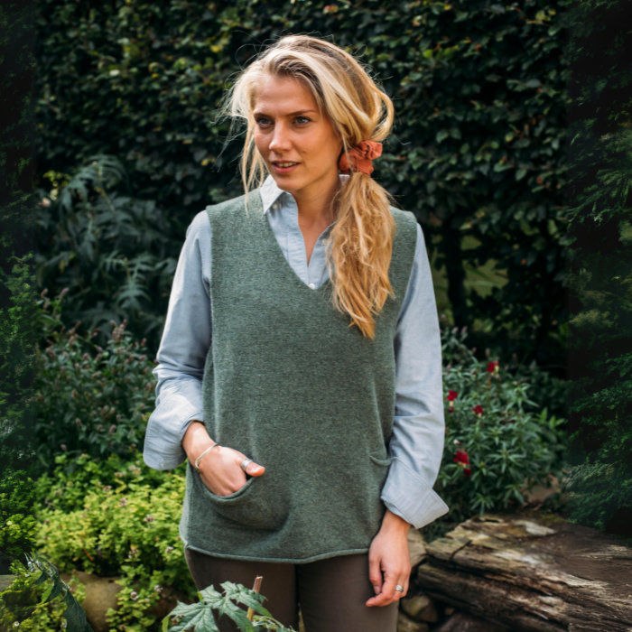 Corry V-Neck Tank Top | ERIBÉ Knitwear | Made In Scotland